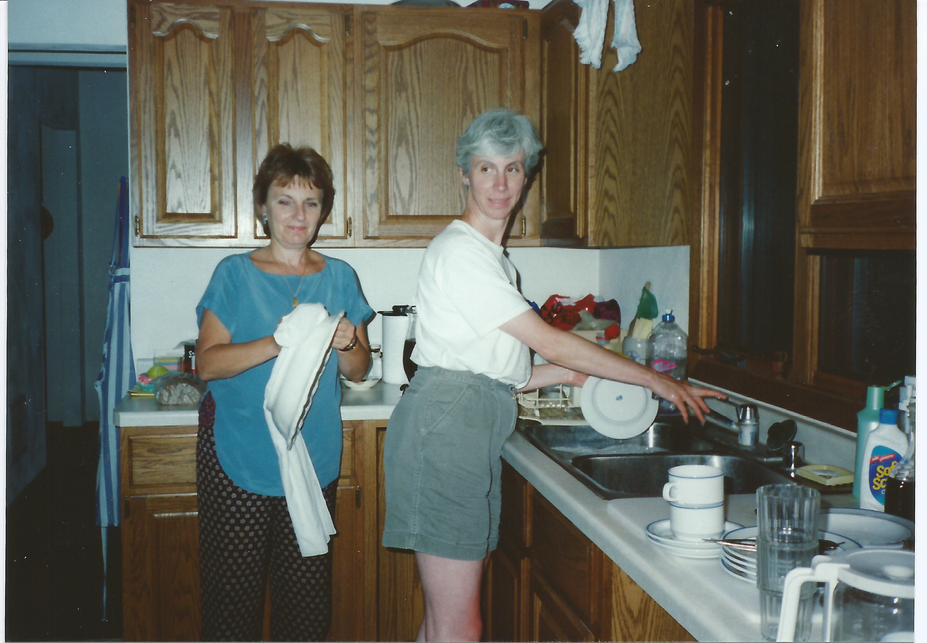 A Tribute to Helen Fehervary (1942-2023) – E-CIBS